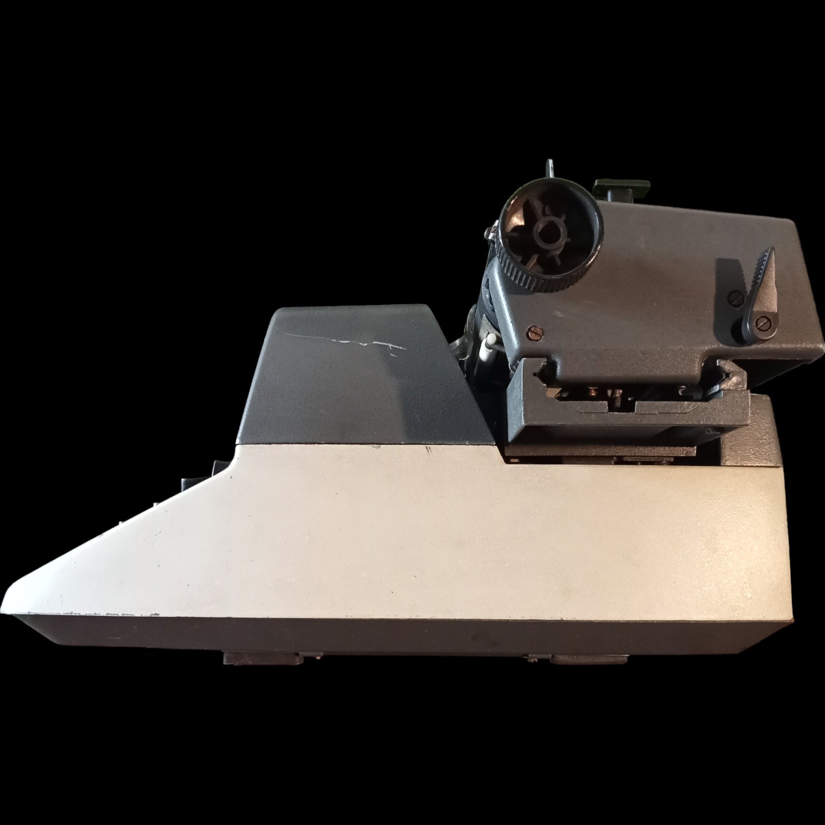 Godrej Prima English Keyboard Typewriter – Universal Typewriter Co