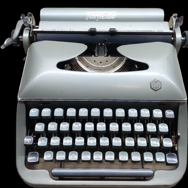 Torpedo Classic Typewriter – Universal Typewriter Co
